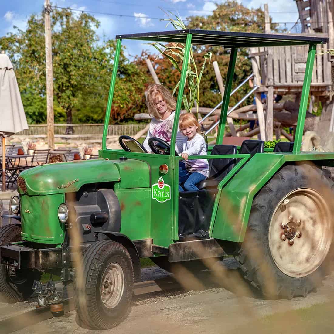 Karls Erlebnis-Dorf Warnsdorf - Freizeitpark in Ratekau / Schleswig ...